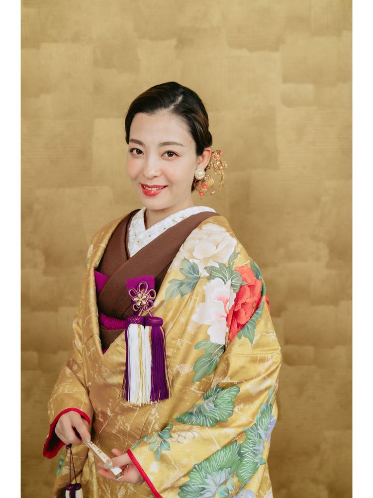 手刺繍屏風絵孔雀｜BRIDAL HOUSE HANADA（ブライダルハウスはなだ）｜ドレスショップ検索サイト【ウエディングパークドレス】